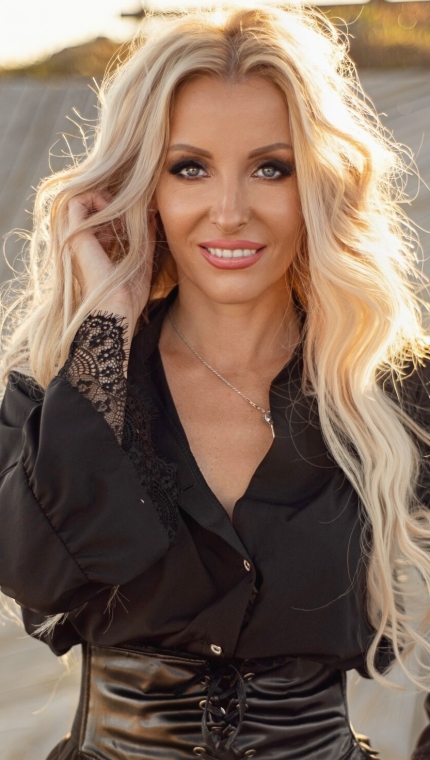 Real & Verified Single Russian Women Dating Profiles